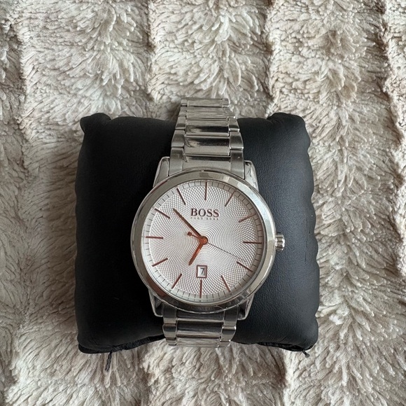 Hugo Boss | Accessories | Hugo Boss Silver Watch With Textured White ...